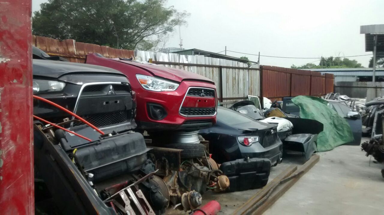 Car Wreckers Sydney » Buy Car Parts » Sell Wrecked Vehicles