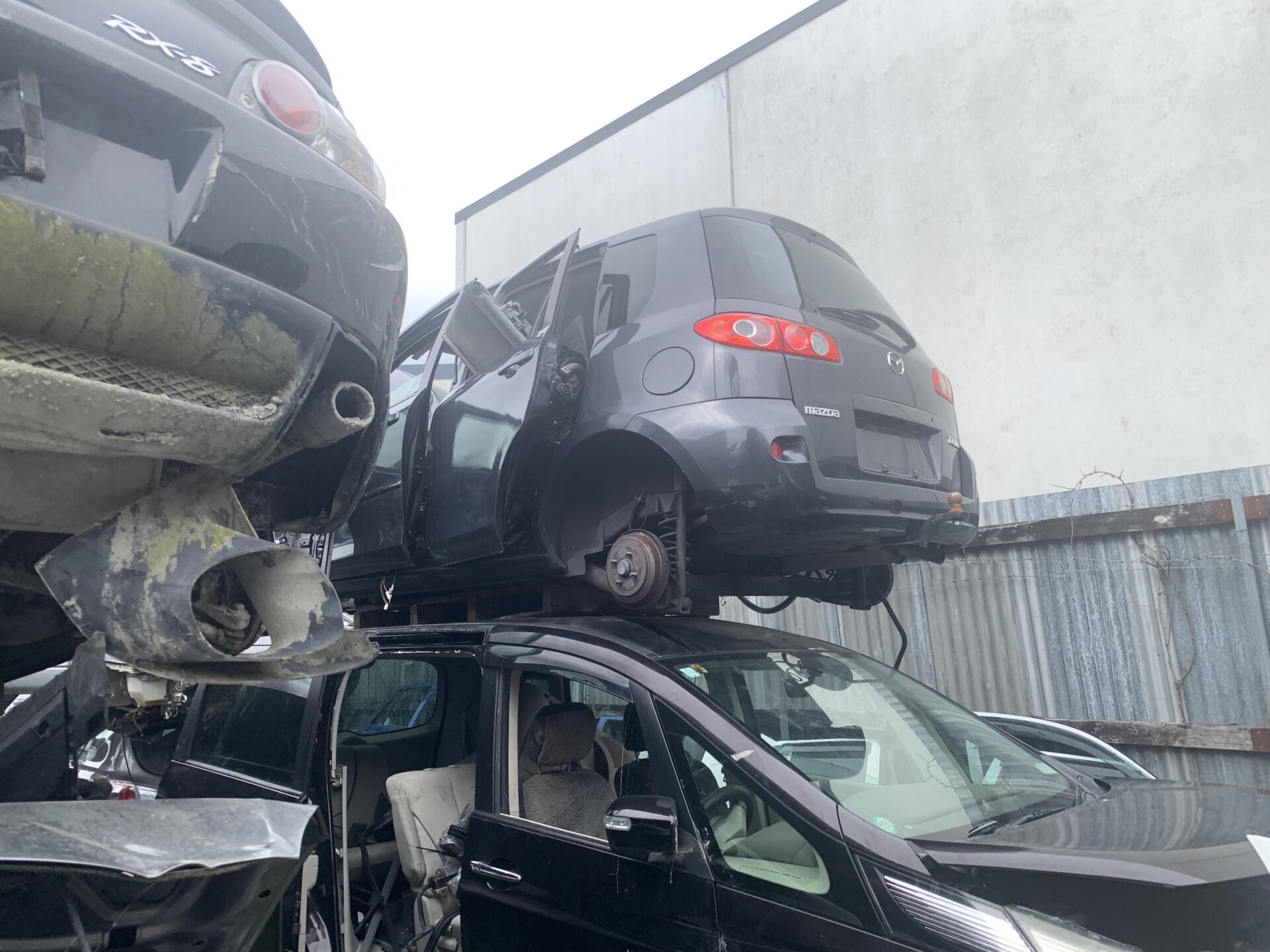 Car Wreckers Sydney | Buy Car Parts | Sell Wrecked Vehicles